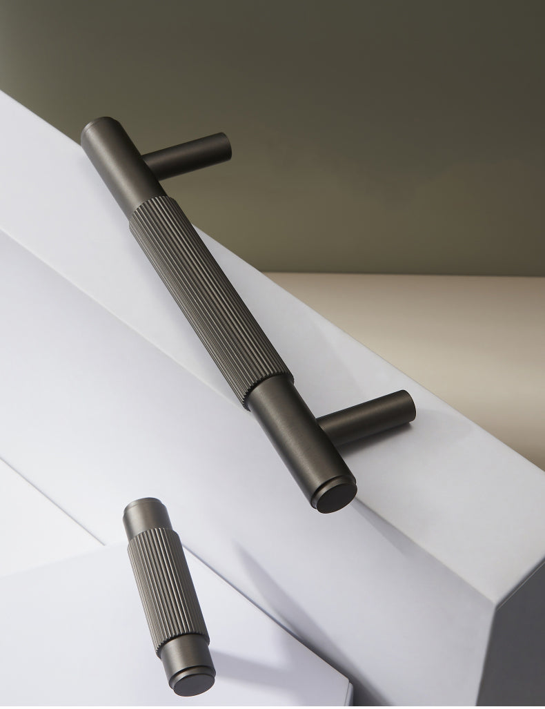 Grafton T-Bar – The Customary